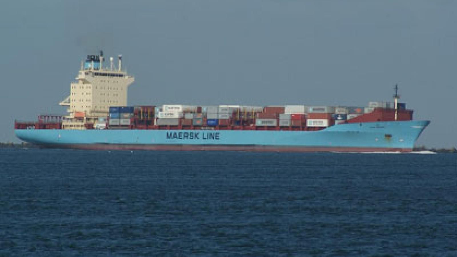 U.S. Warship Reaches Maersk Alabama | Journal of Commerce