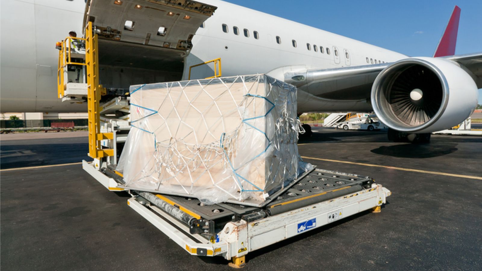 Air Shipping Png